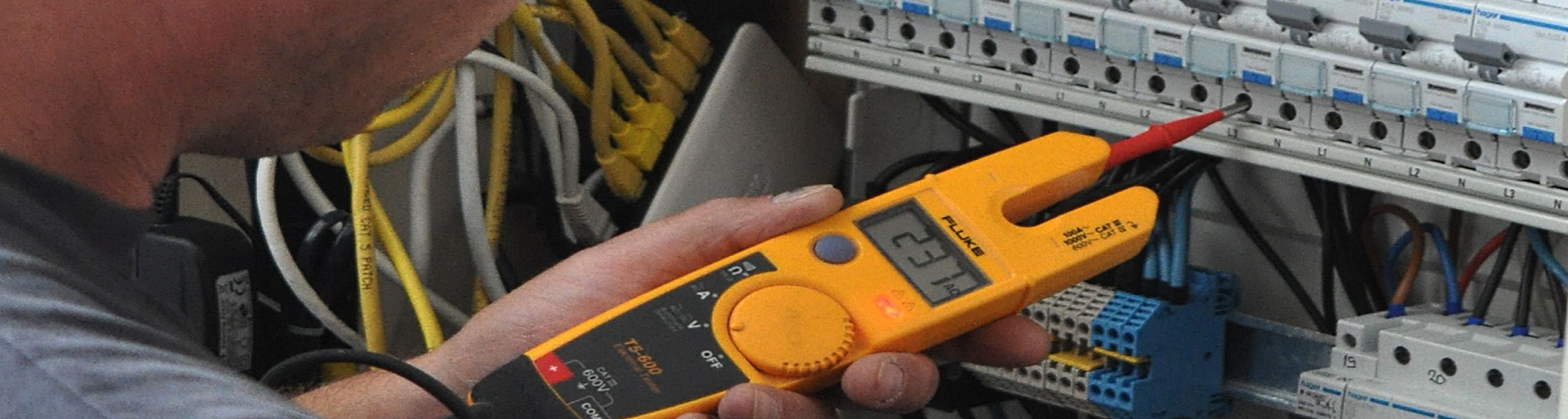 Stroomstoring? - bouw en elektro Legtenberg